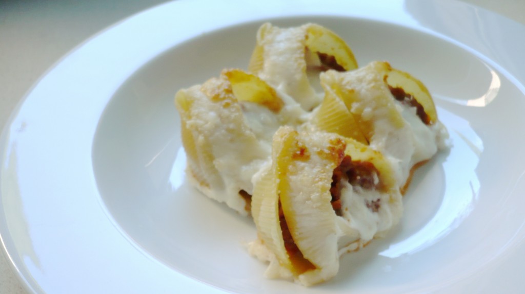 Galets farcits de carn amb beixamel. Primer post nadalenc! - La pasta ...