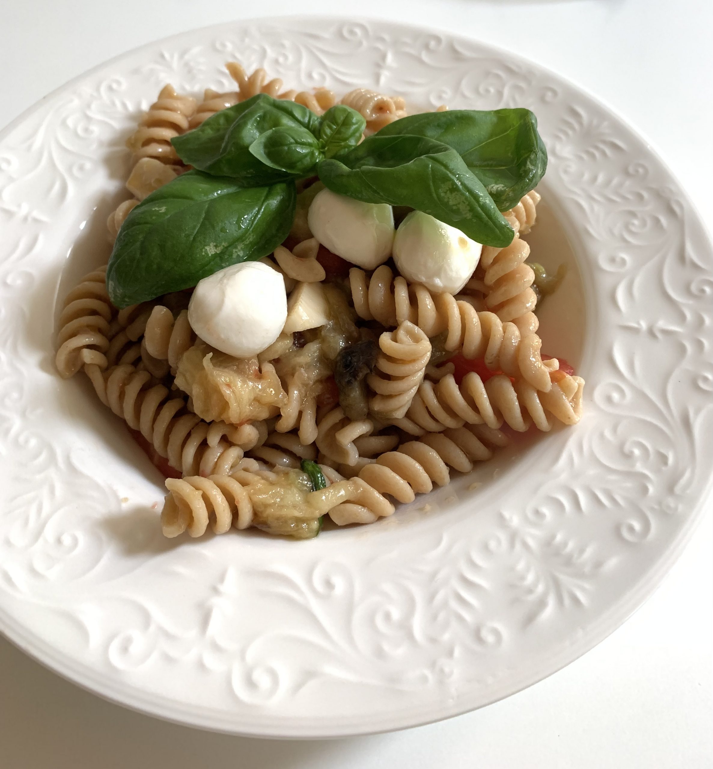 Amanida de pasta amb albergínia escalivada - La pasta per als catalans